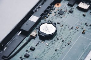 BIOSがSSDを認識しない？原因や対処法・注意点を解説 | データ復旧歴日本No1のエーワンデータ【公式】